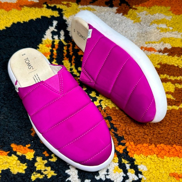 Toms | Shoes | Comfiest Toms Purple Puffer Slides | Poshmark